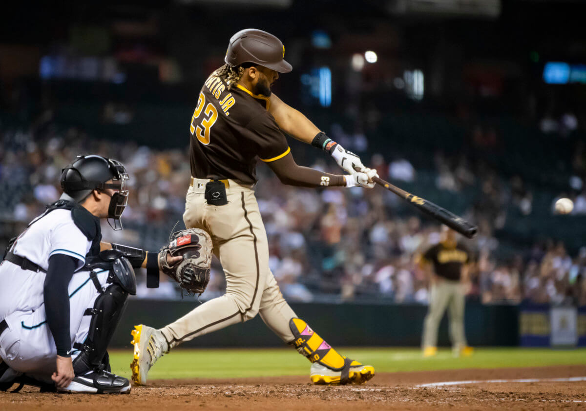 Padres Star Fernando Tatis Jr. Out 3 Months With Fractured Wrist ...